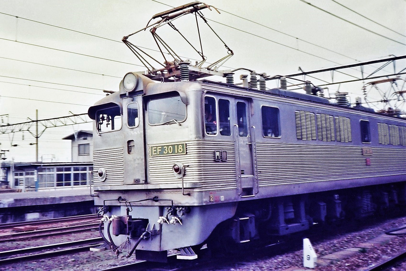 回想：門司駅でEF30。: のりぃ的鉄ちゃん人生