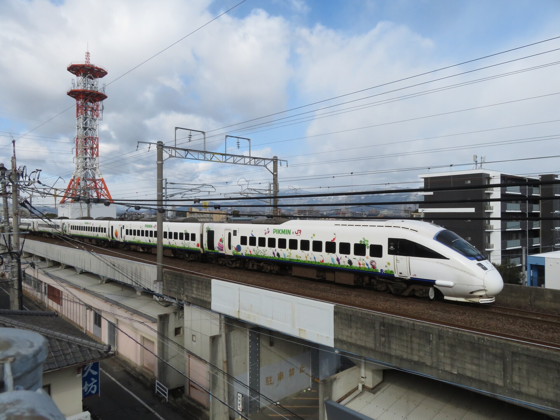 JR九州とnintendoのコラボ列車。(´ `): のりぃ的鉄ちゃん人生