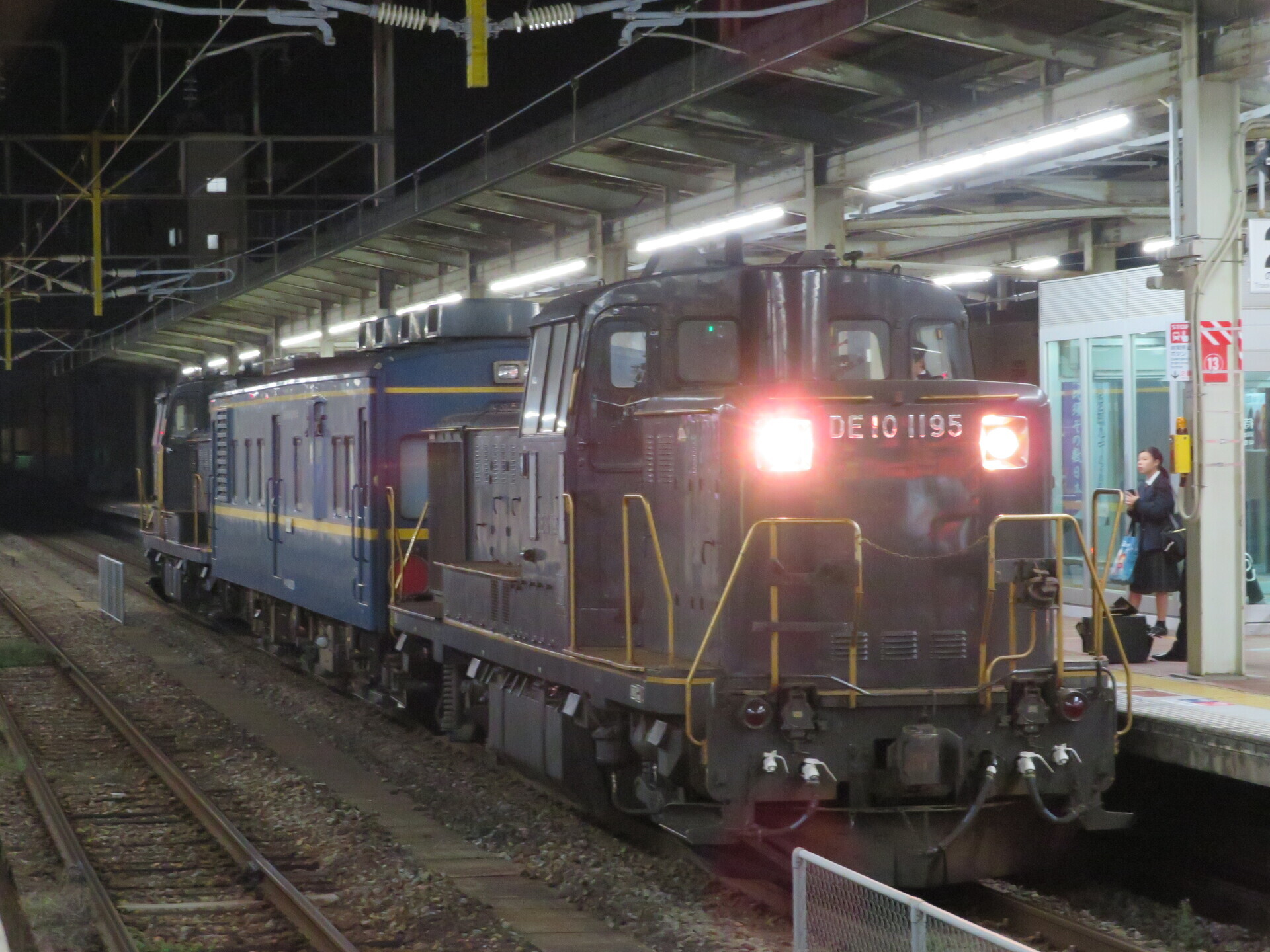 夜の佐賀駅でマヤ！: のりぃ的鉄ちゃん人生